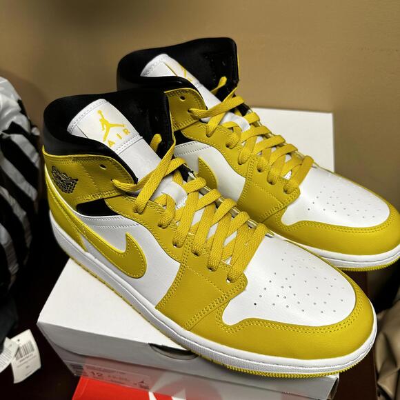 Jordan | Shoes | Womens Air Jordan Mid Whitevivid Sulfurblack Bq647217 ...